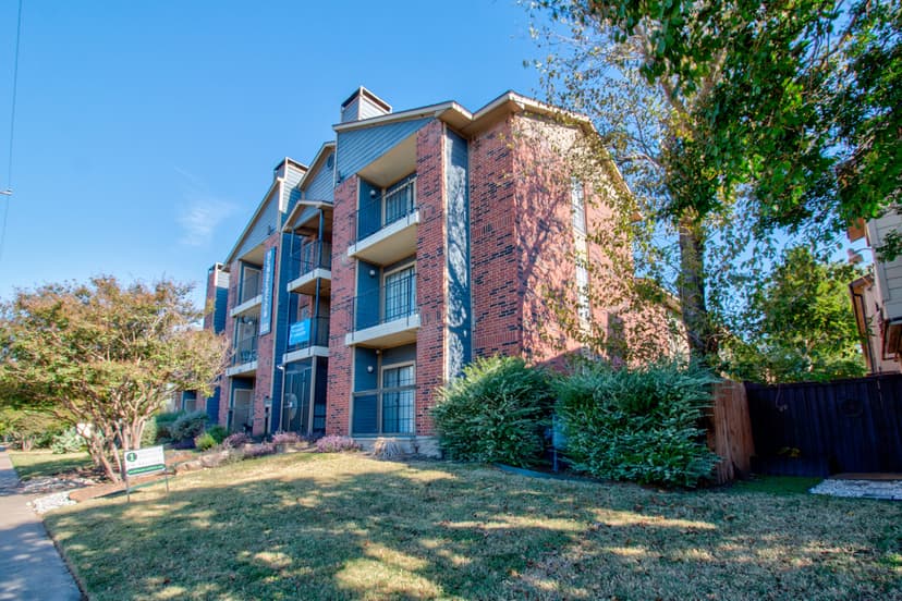 Henderson Flats - Dallas, TX | MATTHEWS
